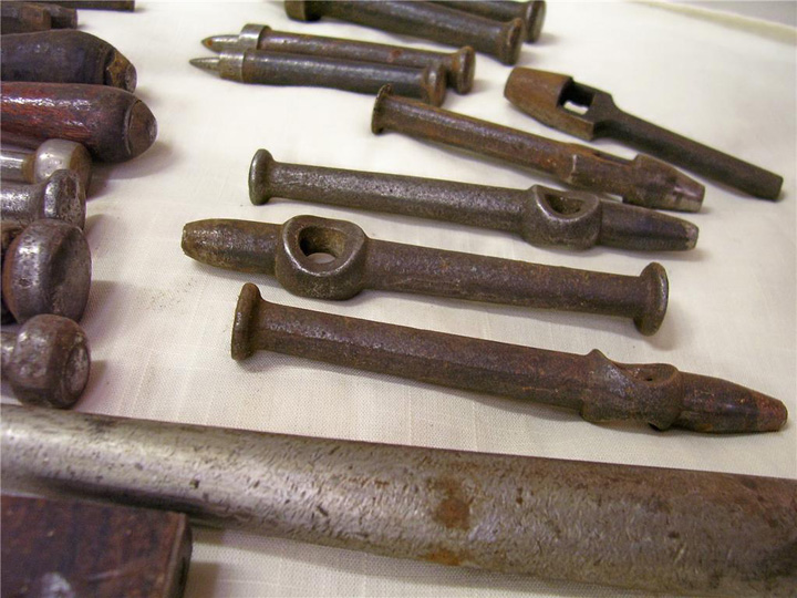 Sailmaking tools and items