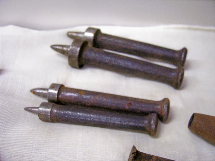 Sailmaking tools and items